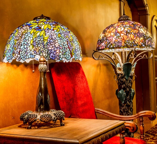 How To Identify Tiffany Lamps: What You Should Know
